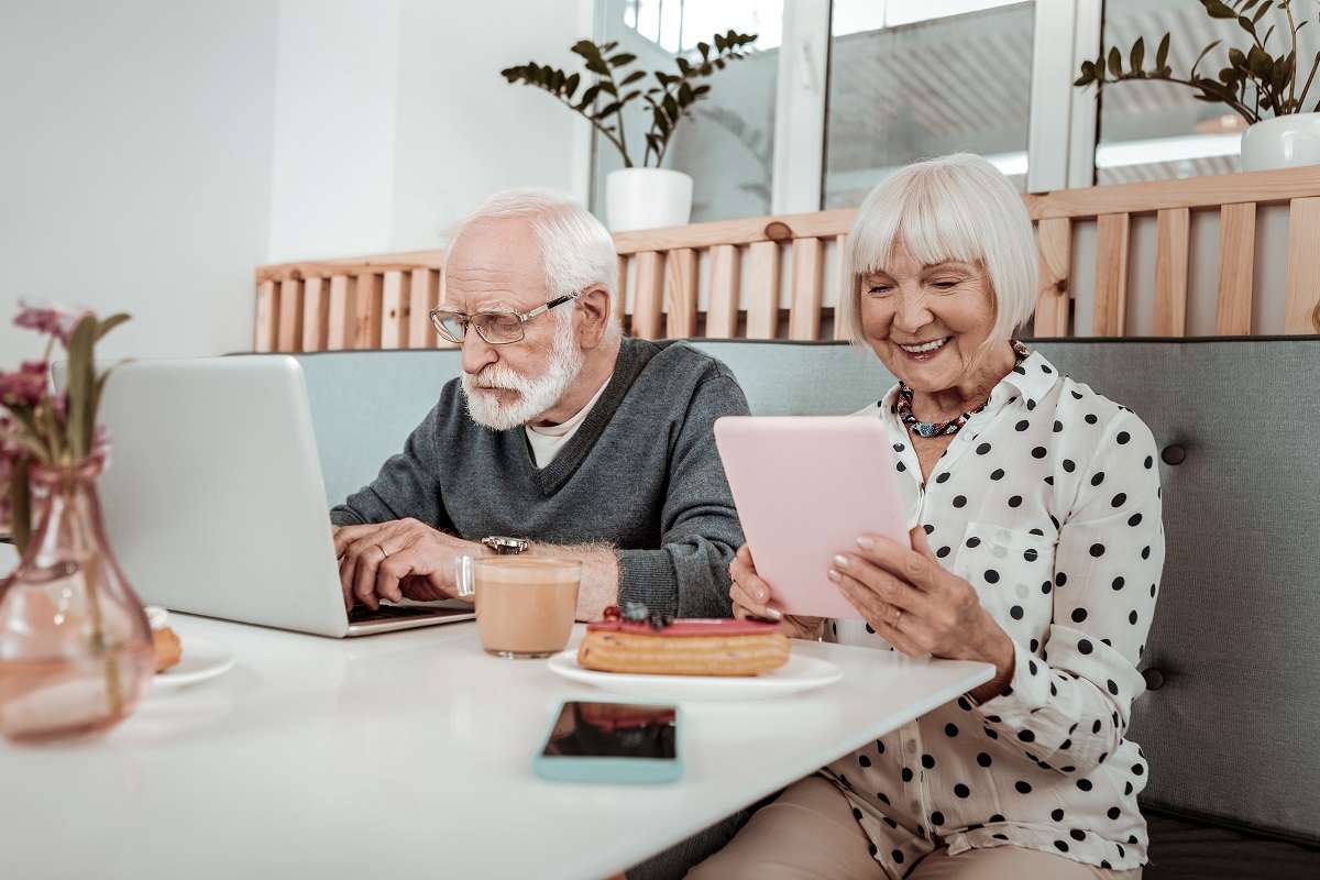 Los baby boomers se jubilan y rompen con los estereotipos